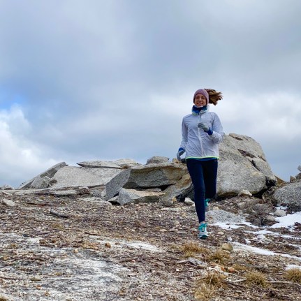 7 Tips for Running in the Wind – Sweat Sweetly